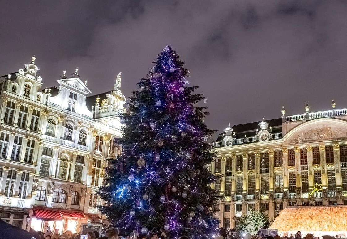 Christmas tree at the Grand-Place | City of Brussels